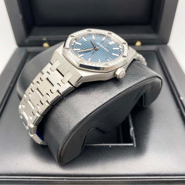 Audemars Piguet | Royal Oak | 77351ST | First Class Timepieces